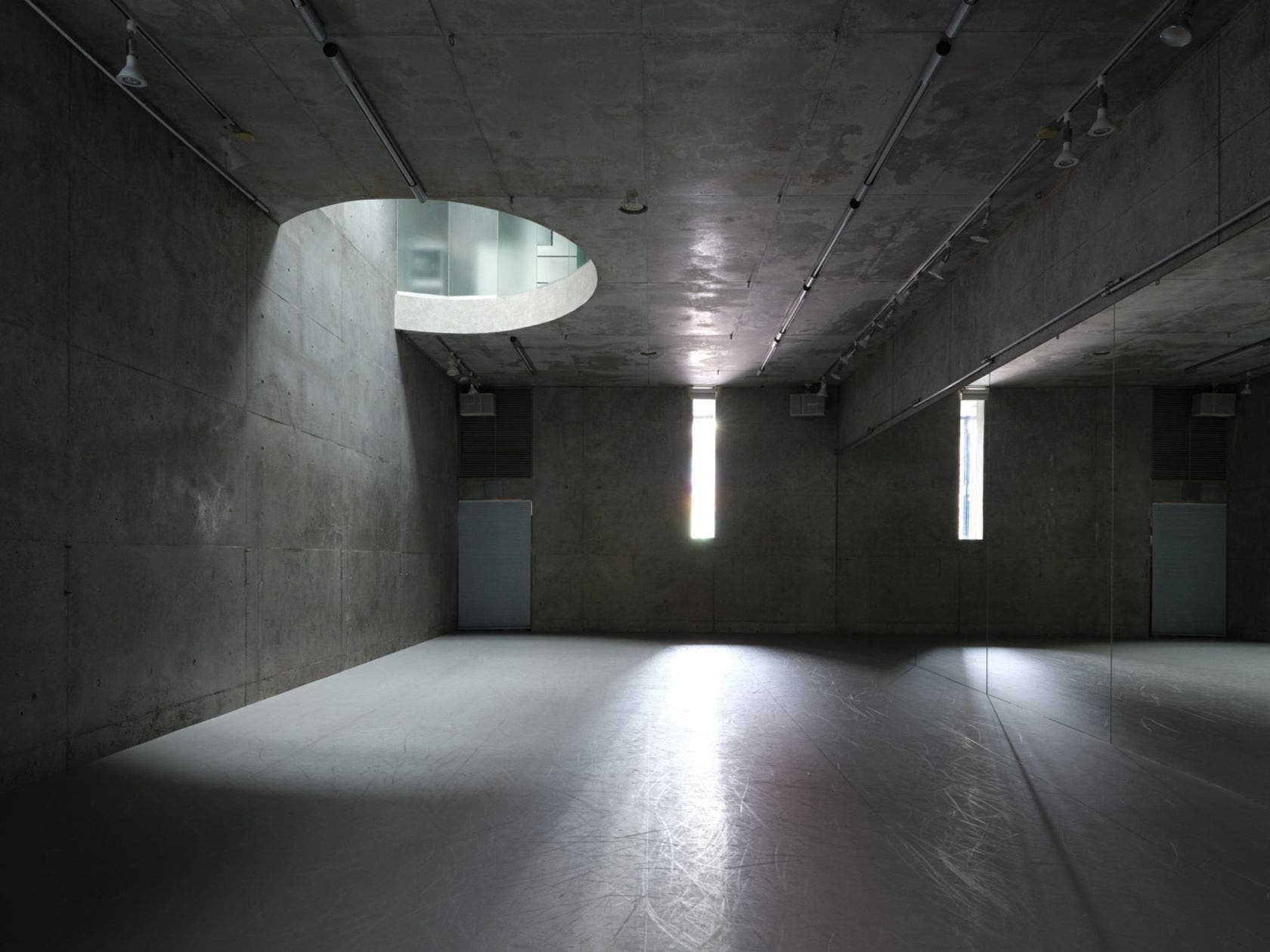  コンクリート打ち放しのデザイナーズレンタルスタジオ 新宿から丸ノ内線で8分の東高円寺駅から徒歩圏内の写真8