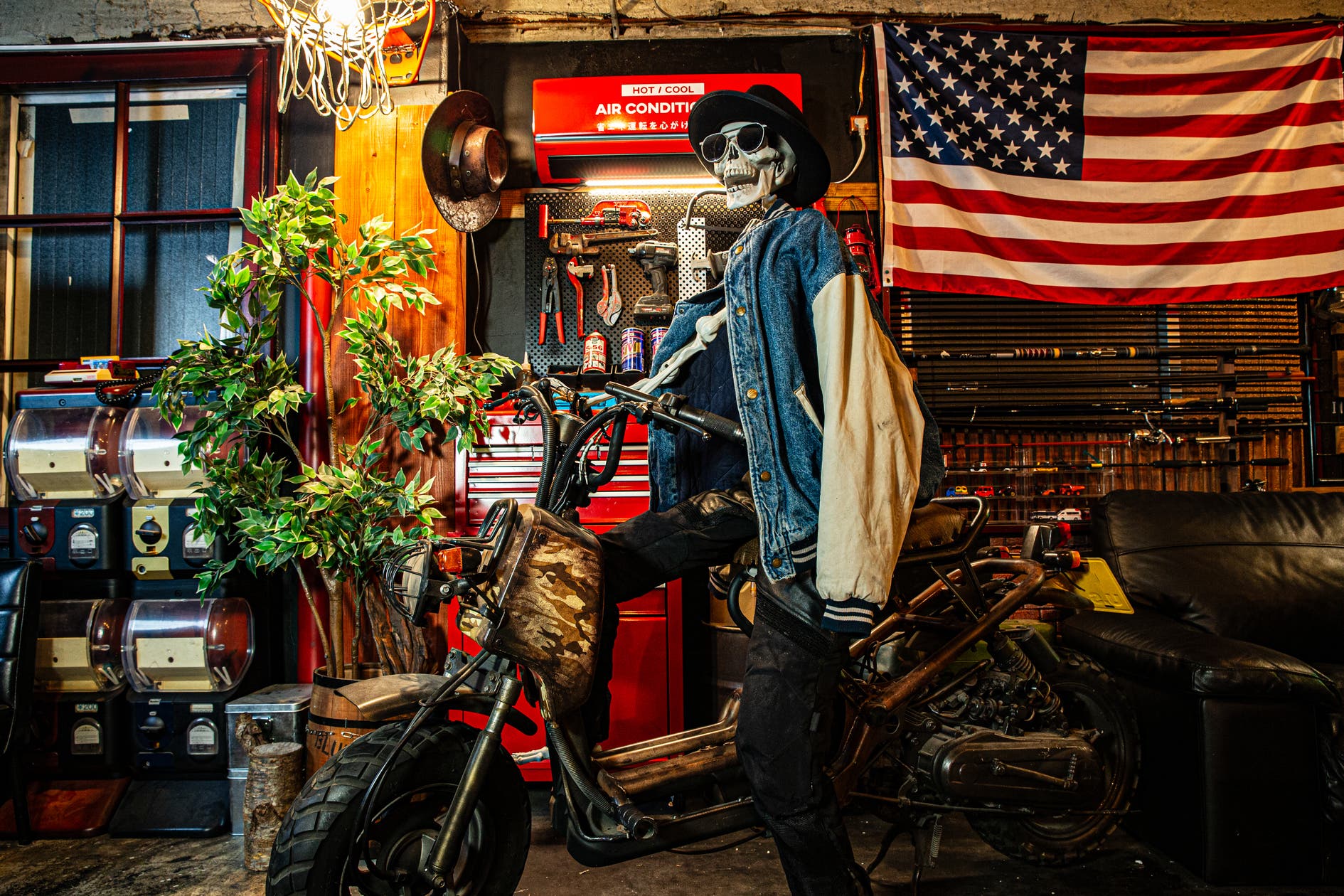 【ストロボ無料レンタル】アメリカンガレージ/廃墟/工場/サイバーパンク/スモークマシン/レトロの写真2