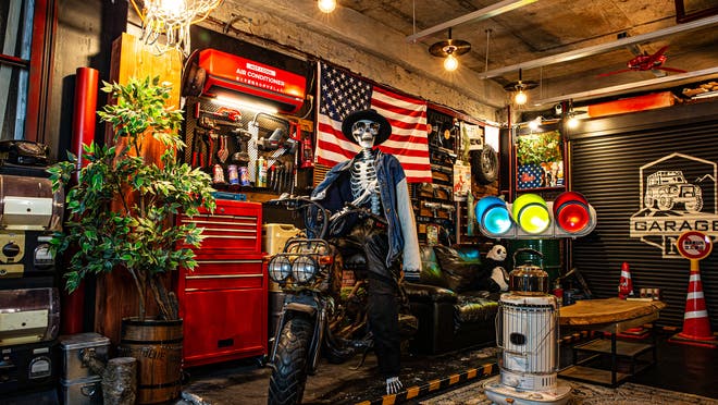 【ストロボ無料レンタル】アメリカンガレージ/廃墟/工場/サイバーパンク/スモークマシン/レトロの写真3