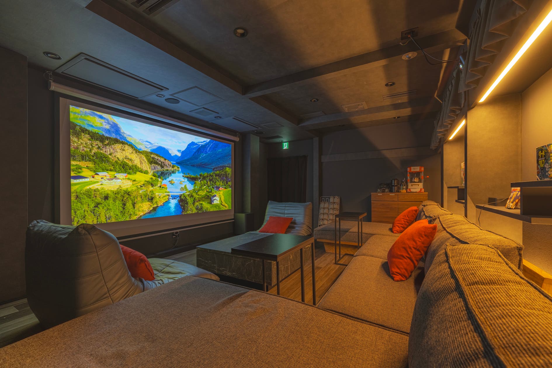 スペモシネマ🎥クリスマス🎄六本木駅2分🚶‍♀️デート💕映画鑑賞🎬️パーティー581_SpemoCINEMA六本木2ndの写真11