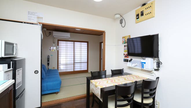 【掃除、ゴミ持ち帰り不要】金沢駅徒歩5分、キッチン付き個室2LDK!女子会・誕生日会・ママ会・コスプレ撮影・会議利用などに!の写真2