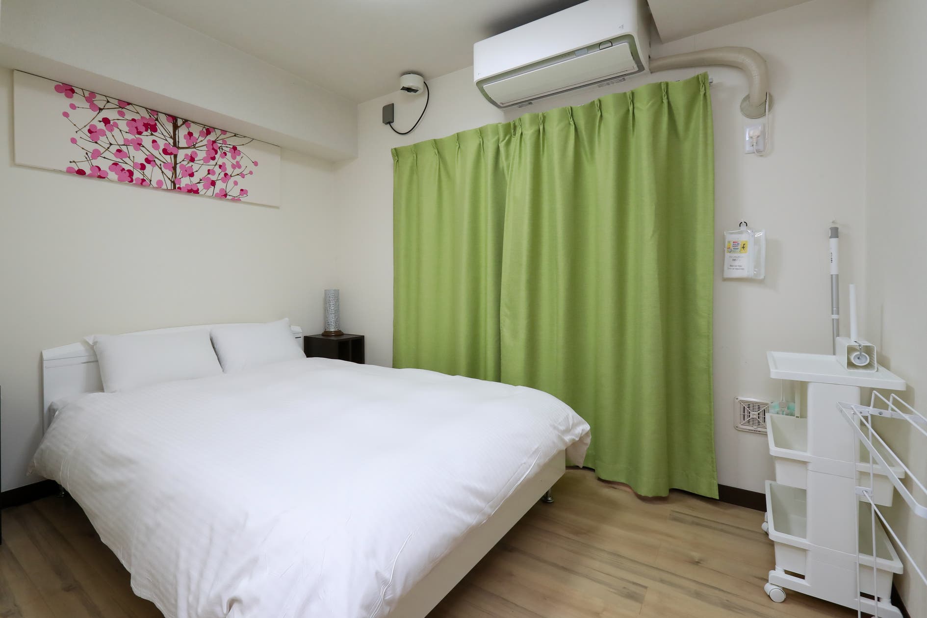 【忘年会・新年会に！】金沢駅徒歩5分、キッチン付き個室2LDK！女子会・誕生日会・ママ会・コスプレ撮影・会議利用などに！の写真4