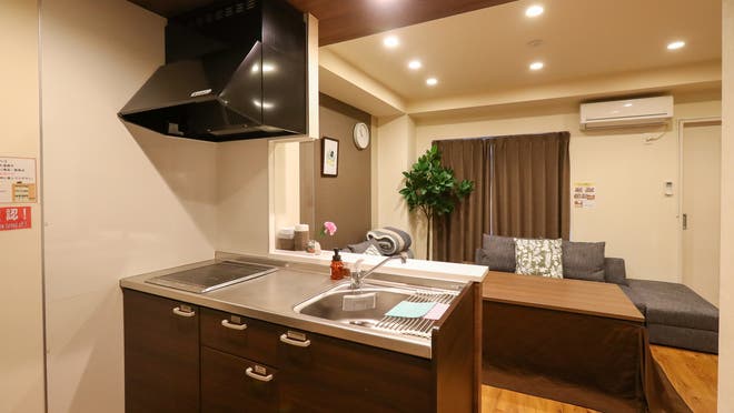 【駐車場あり!】武蔵ヶ辻徒歩3分 大画面テレビ&キッチン付き44㎡1LDK貸切個室シアタールーム【掃除、ゴミ持ち帰り不要】の写真3