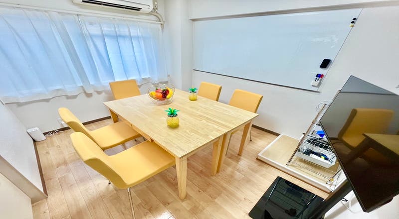＜オレンジ会議室🍊広島駅前＞ちょうどの広さ･料金⭐️静か落ち着くお部屋⭐️ｴﾚﾍﾞｰﾀｰ⭐️11F最上階⭐️前日ｷｬﾝｾﾙOK