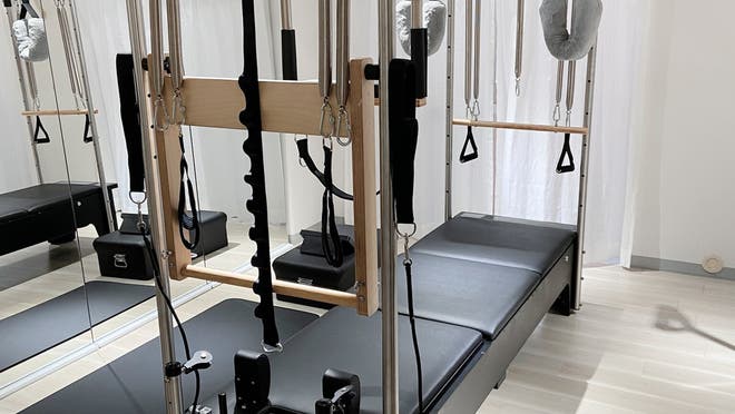 【恵比寿駅3分×マシンピラティスレンタルスタジオ/33㎡で広々】駅近 備品充実 白基調 清潔感のあるプライベートスタジオの写真3