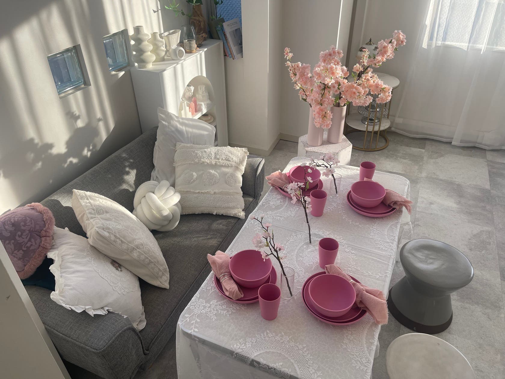 🉐初回割引あり　湯島3分/上野周辺　自然光 × 2つの空間 × 小物豊富な撮影スタジオ📸 〜挙式の控室にも〜の写真25