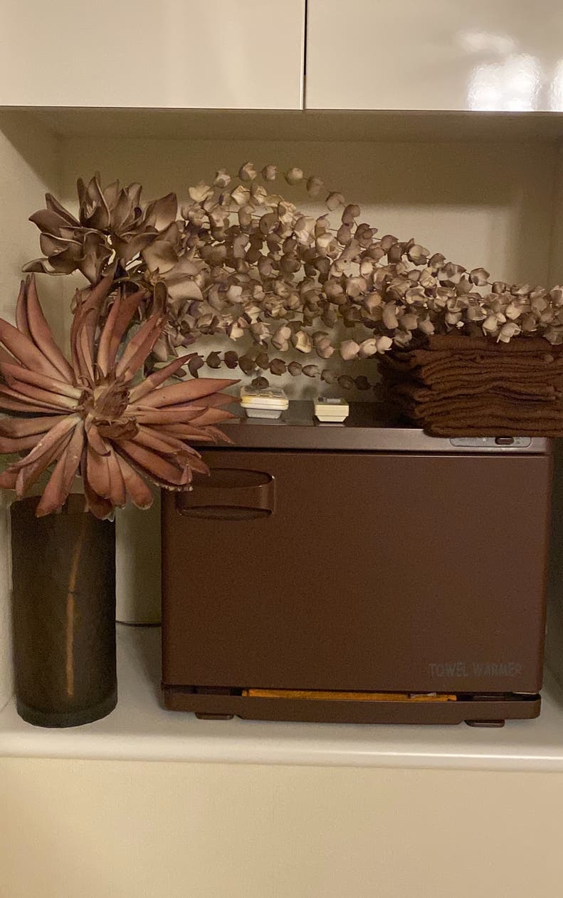 24h🈺 駅近❗広々使えるレンタルサロン🌈マッサージ、エステ、配信、他にも様々なご利用ができるシンプルデザイン🎶の写真9