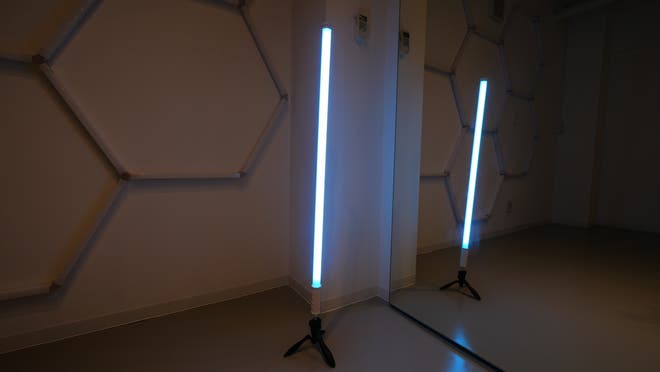 【柏駅4分】真っ白な内装で清潔感✨|20平米|リノリュウム床|天井高く開放的|5人で余裕でダンス👍|撮影映えLED完備🎥の写真18