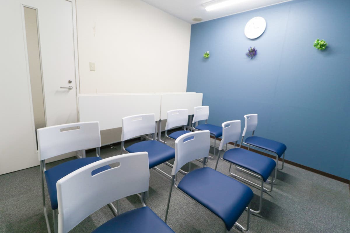 【梅田駅地下直結で最高の立地！大阪駅前第二ビル！8名利用可！】大型モニター・WiFi全て無料！ふれあい貸し会議室 梅田No132の写真17