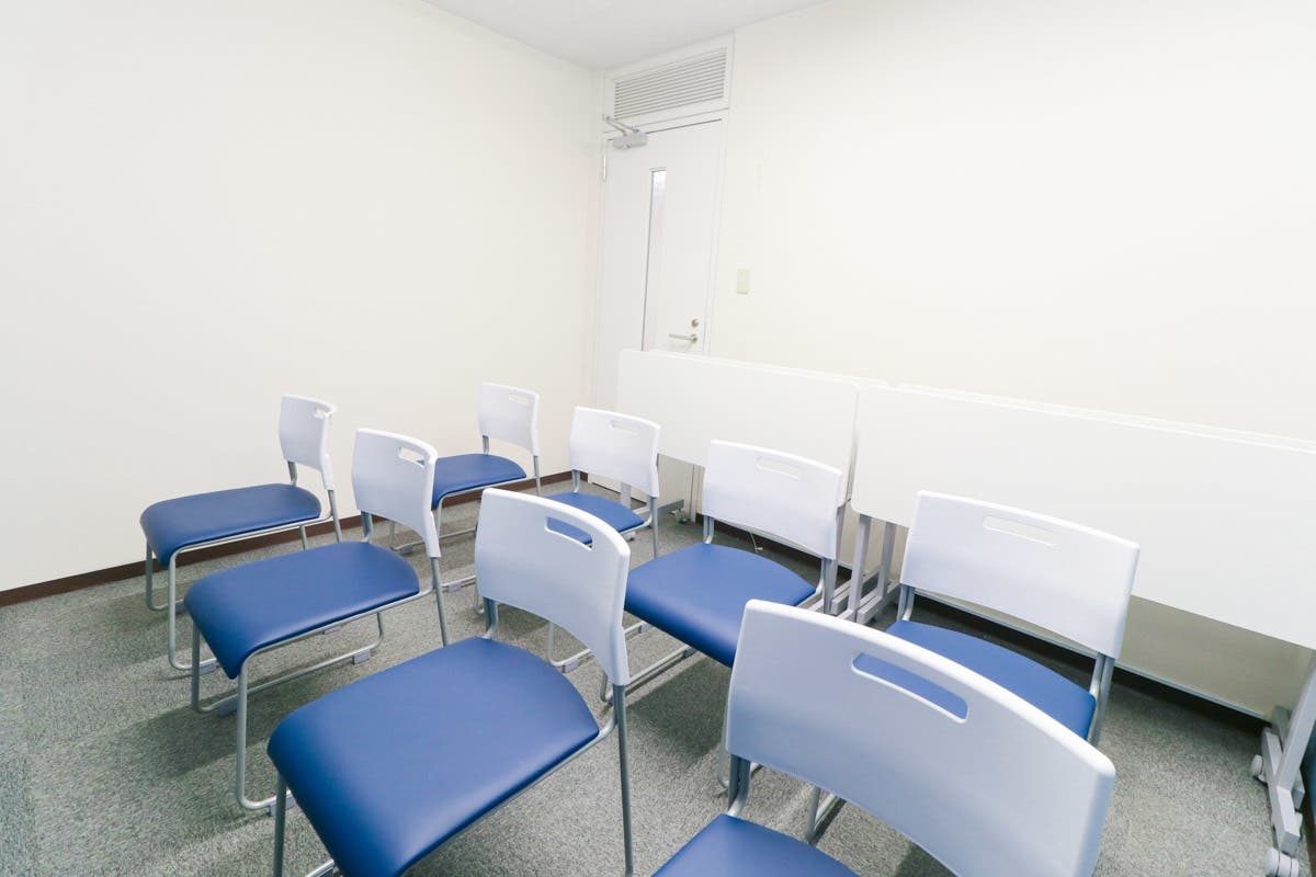 【梅田駅地下直結で最高の立地！大阪駅前第二ビル！8名利用可！】大型モニター・WiFi全て無料！ふれあい貸し会議室 梅田No132の写真18