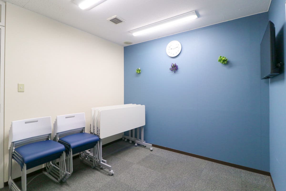 【梅田駅地下直結で最高の立地！大阪駅前第二ビル！8名利用可！】大型モニター・WiFi全て無料！ふれあい貸し会議室 梅田No132の写真20