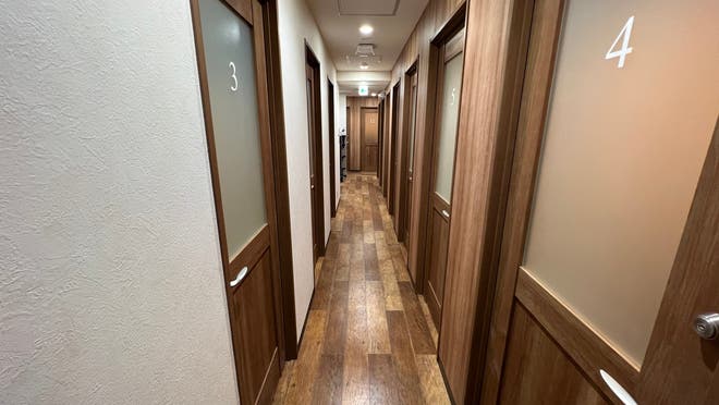 【1名用完全個室/1時間440円】赤坂見附駅から徒歩20秒!<ブース1>の写真7