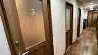 【1名用完全個室】赤坂見附駅から徒歩20秒!<ブース2>の写真2