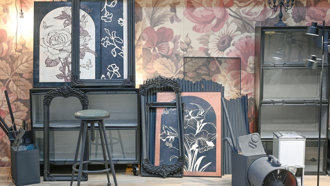 【新宿御苑前駅から徒歩4分】アンティーク家具盛りだくさんの100平米のレンタルスタジオの写真5