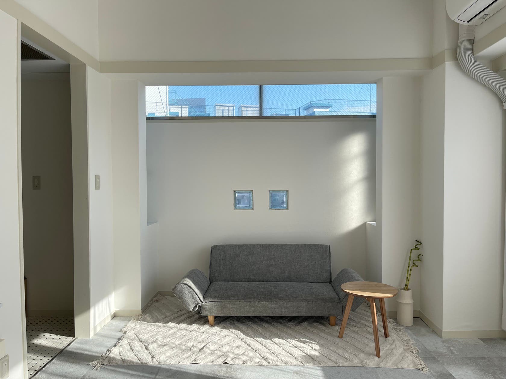 🉐初回割引あり　湯島3分/上野周辺　自然光 × 2つの空間 × 小物豊富な撮影スタジオ📸 〜挙式の控室にも〜の写真9