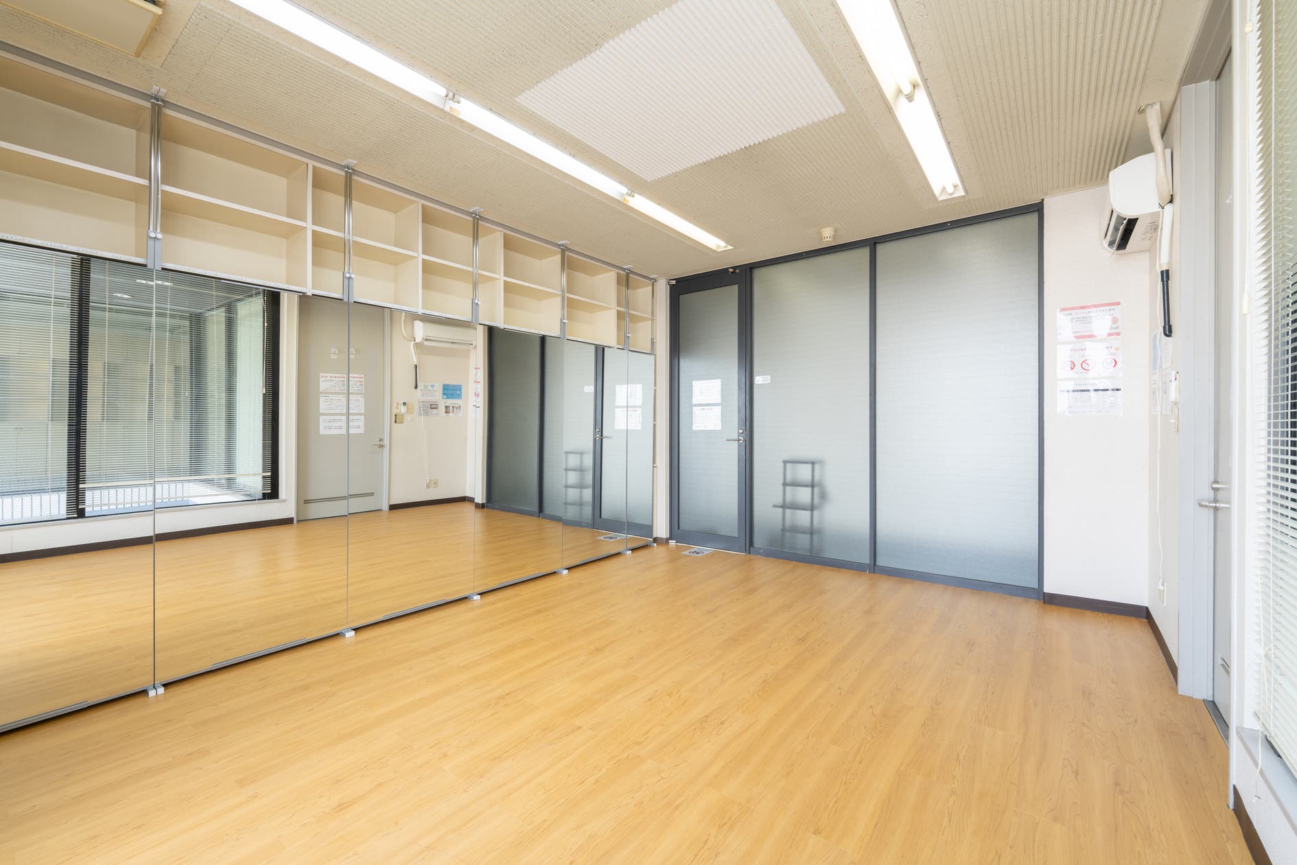 ⭐️少人数にオススメ/久留米市最安値級の価格です⭐️♦︎西鉄久留米駅徒歩1分♦︎ダンスができるレンタルスタジオ【24時間営業】の写真6