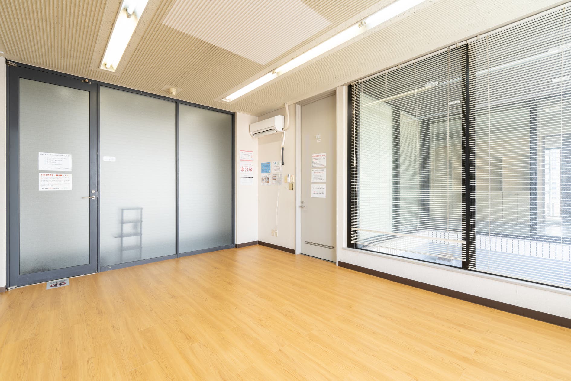 ⭐️少人数にオススメ/久留米市最安値級の価格です⭐️♦︎西鉄久留米駅徒歩1分♦︎ダンスができるレンタルスタジオ【24時間営業】の写真8