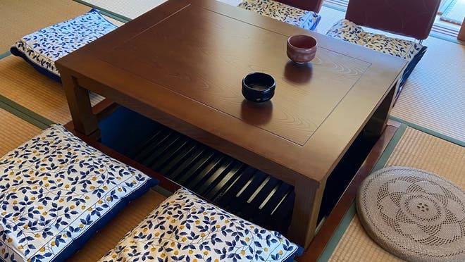 ゆったりお仲間と寛げる和室10畳 川和町駅から徒歩6分 注意:2025/12/5〜6庭の手入れあり外は使用できませんの写真13