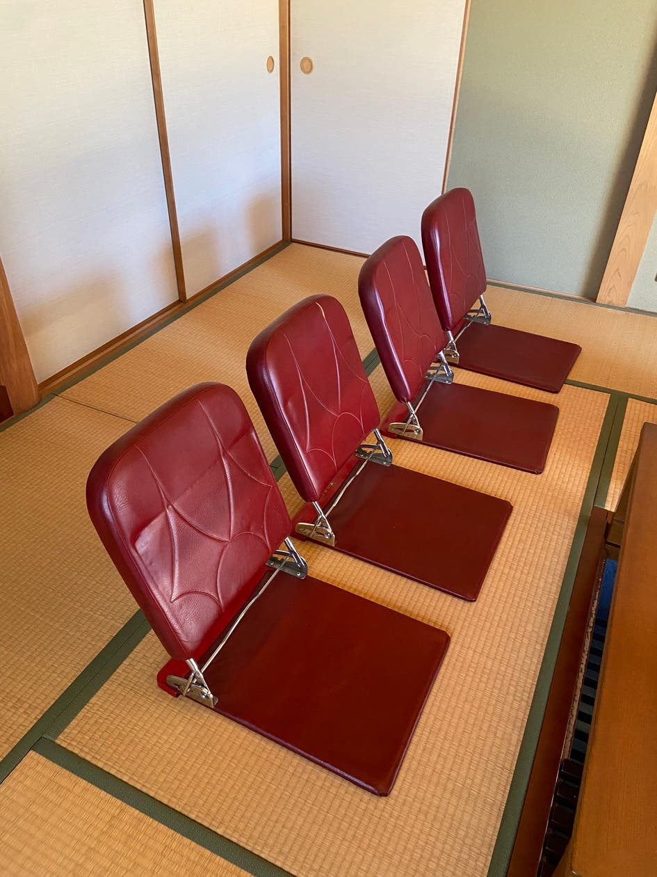 ゆったりお仲間と寛げる和室１０畳　川和町駅から徒歩6分　　注意:2025/12/5〜6庭の手入れあり外は使用できませんの写真12