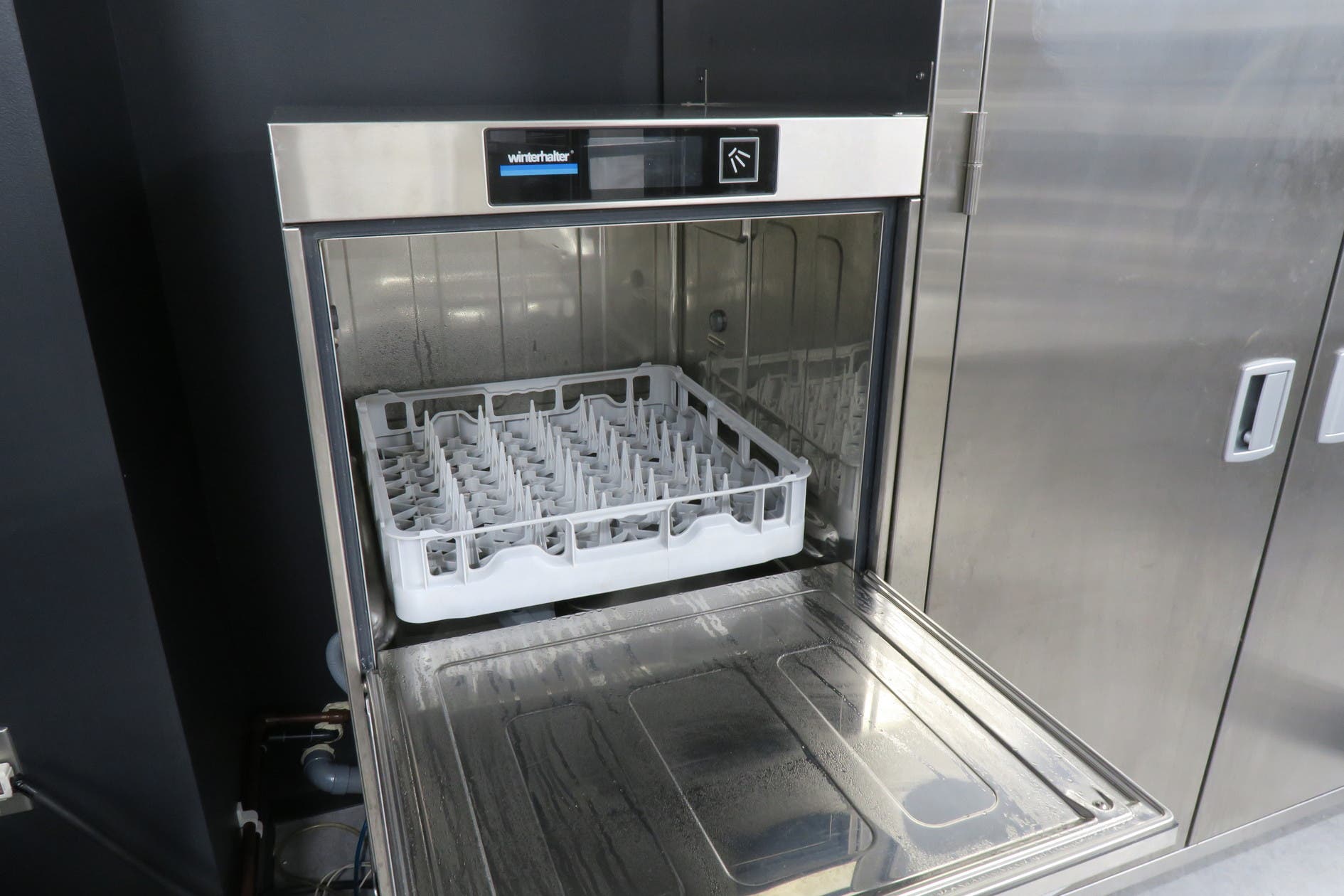 【武蔵小杉】冷凍レンタルキッチン！冷凍食品1万食製造可能・本格厨房設備完備・12人作業可能な広い厨房・営業許可付きキッチンの写真8