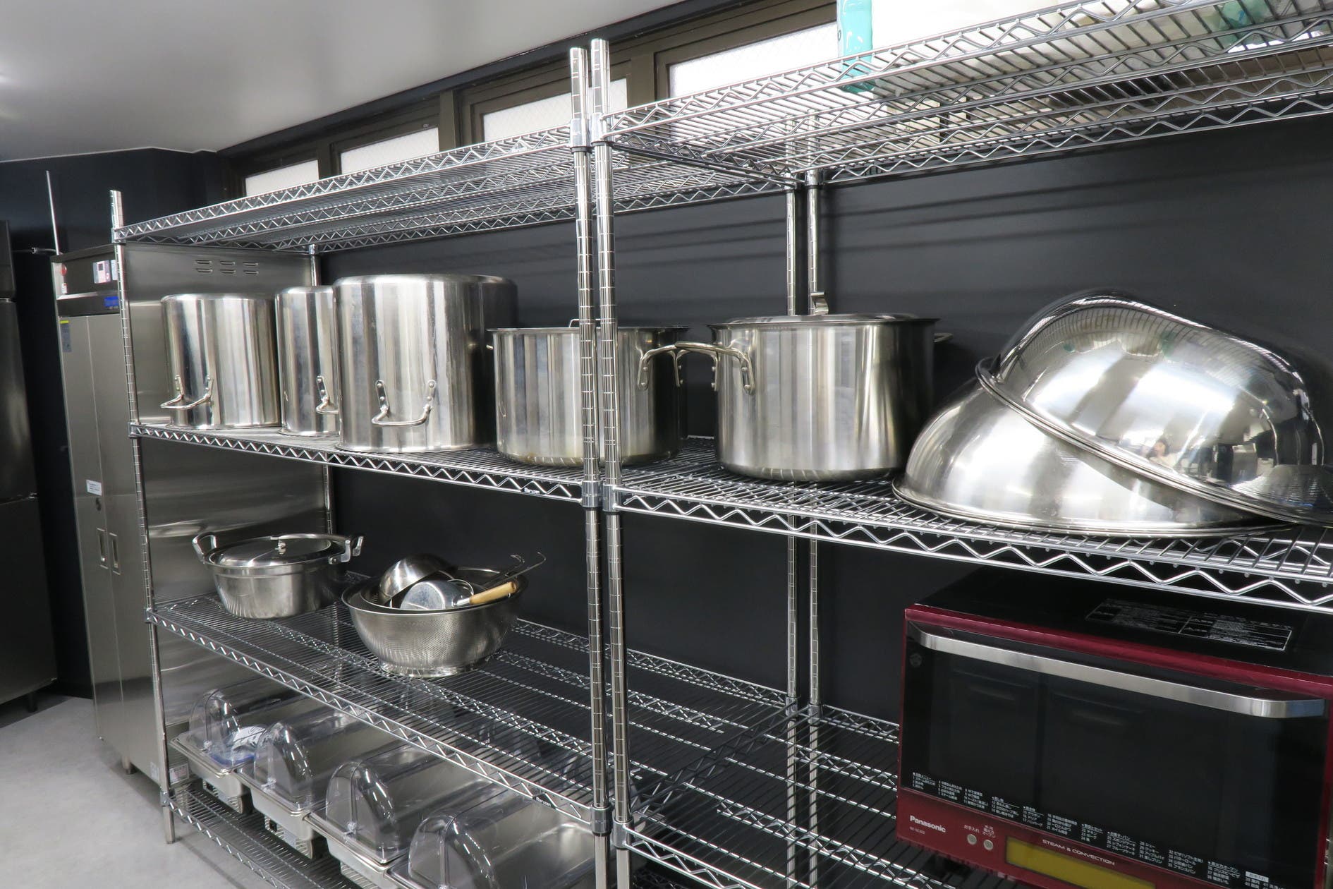 【武蔵小杉】冷凍レンタルキッチン！冷凍食品1万食製造可能・本格厨房設備完備・12人作業可能な広い厨房・営業許可付きキッチンの写真21