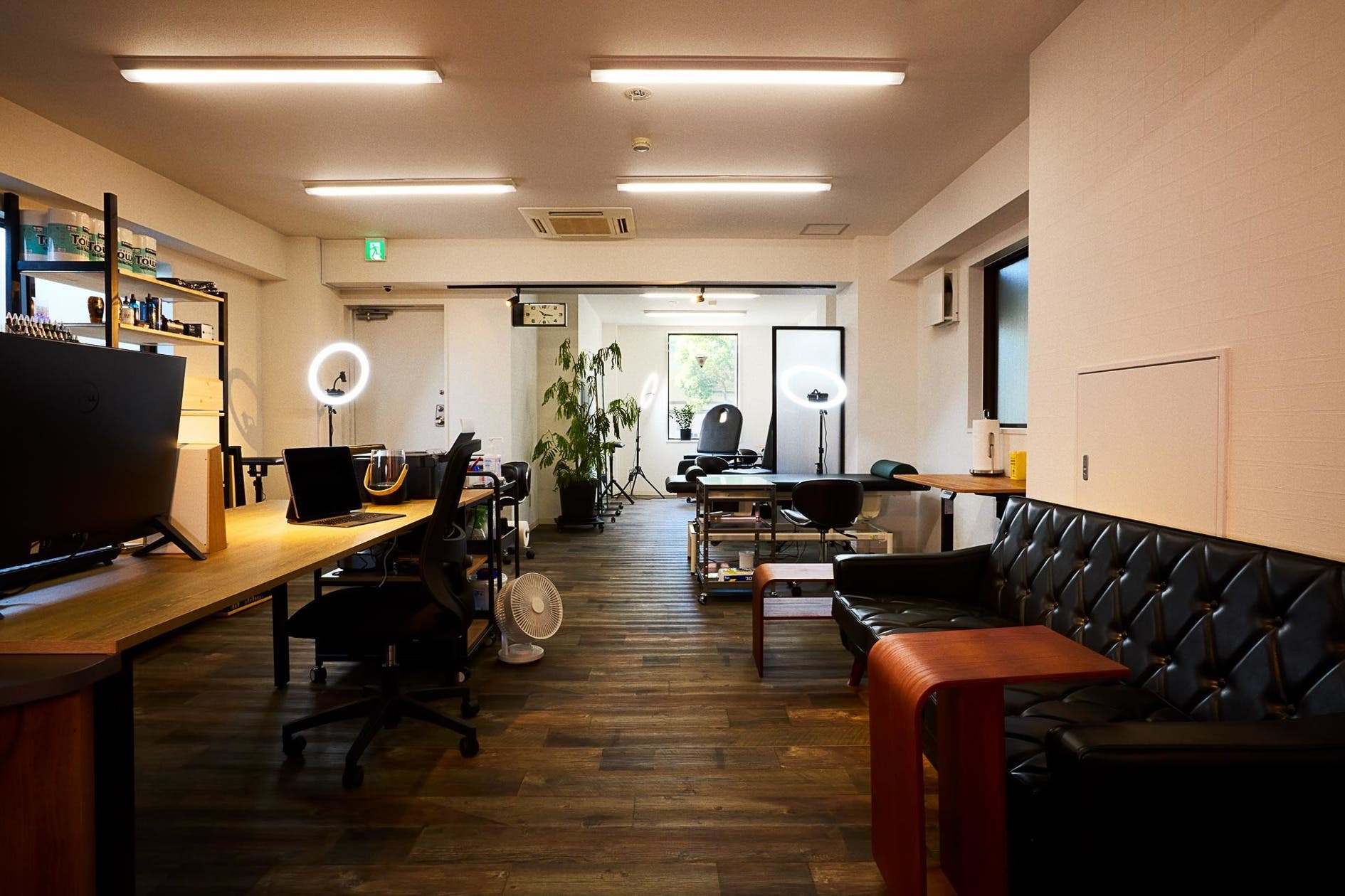 レンタルタトゥースタジオ 快適なタトゥーイングブース完備の写真5