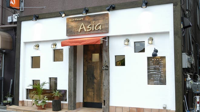 南浦和駅から徒歩3分の利便性良し、セット面やベット等もあり多様なサロンワーク可!の写真2