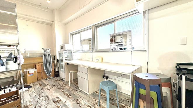 1号店 窓5m自然光◎|新宿西口駅2分/JR新宿駅7分|機材無料◎撮影スタジオ|土足可!エレベーター有|90平米の写真28