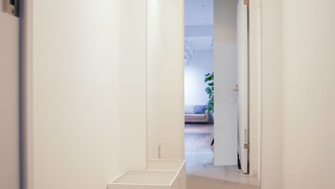 メイクブース、シャンプー台完備で、美容関連の撮影に最適なスタジオ。白ホリゾントを備え、ヘアスタイル撮影、美容関連セミナーにお勧めの写真14