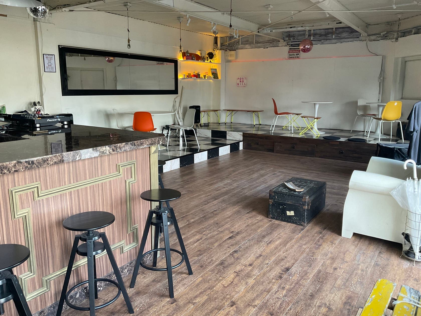 BARカウンターとフリースペースまるまる貸切プラン⚓️福岡市中央区港の写真2