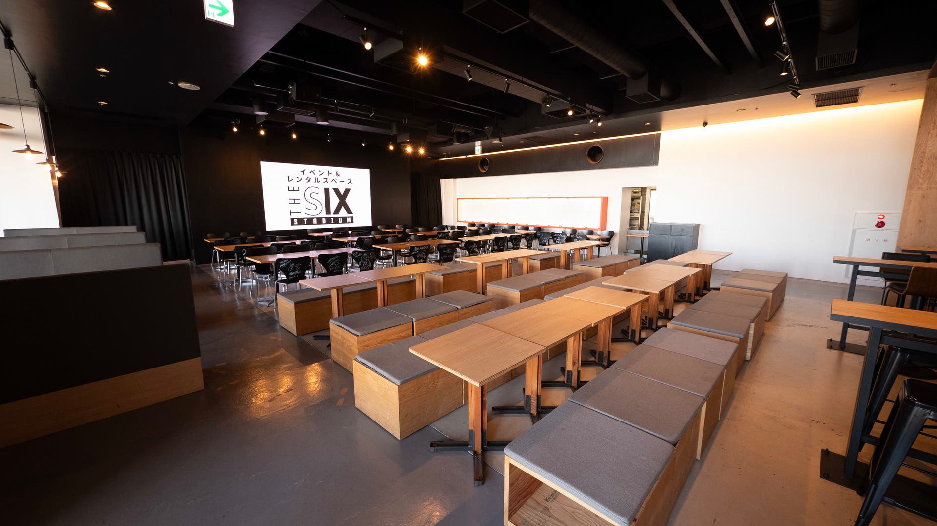 熱狂とつながりが生まれる、最大300名収容の多目的レンタルスペースの写真16