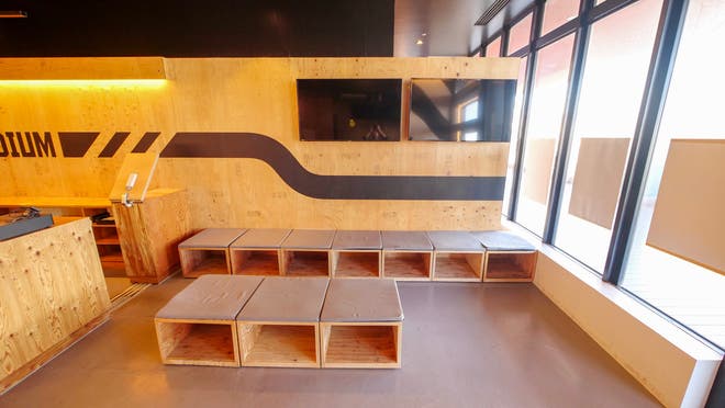 熱狂とつながりが生まれる、最大300名収容の多目的レンタルスペースの写真18