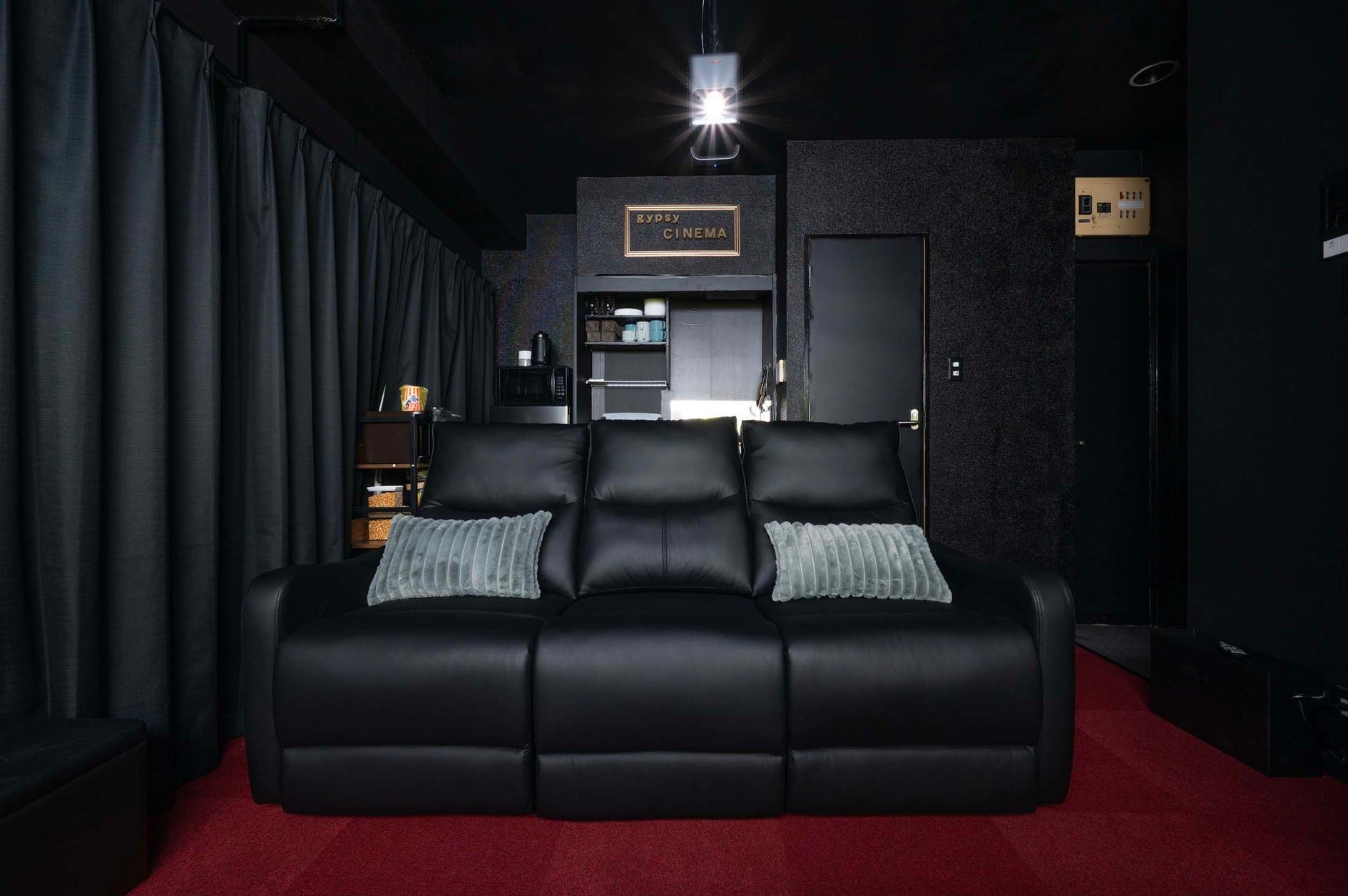 セレコレ🌳クリスマス☃️最大11名🉐ﾌﾟﾛｼﾞｪｸﾀ📽️映画🐈‍⬛デート💓ゲーム🎮女子会💗推し活🌟gypsy池袋の写真8