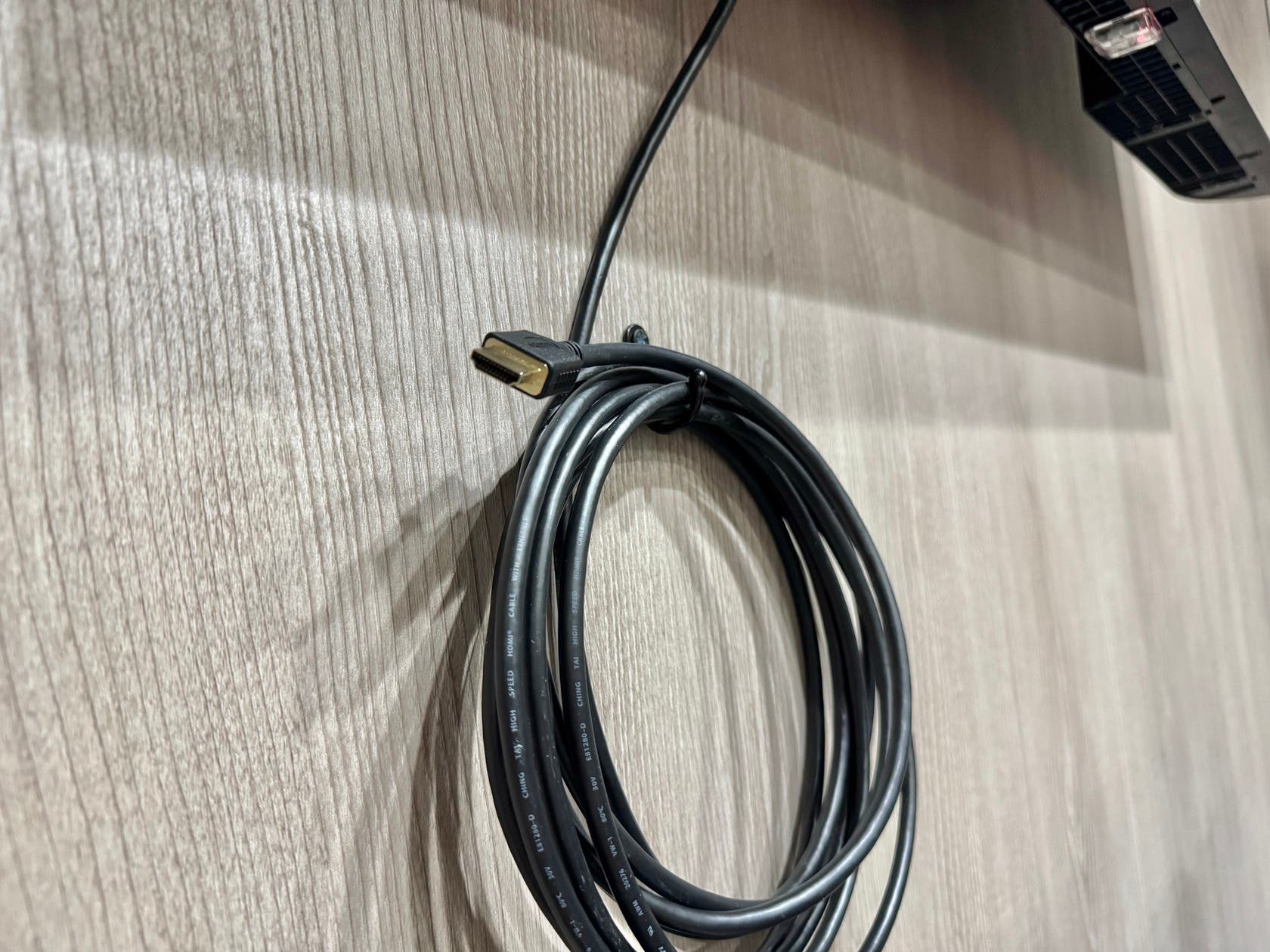 【¥990/30分！目黒駅東口徒歩1分】モニター・フリードリンク付き10名会議室（Room C）※予約時間前は入室不可の写真7