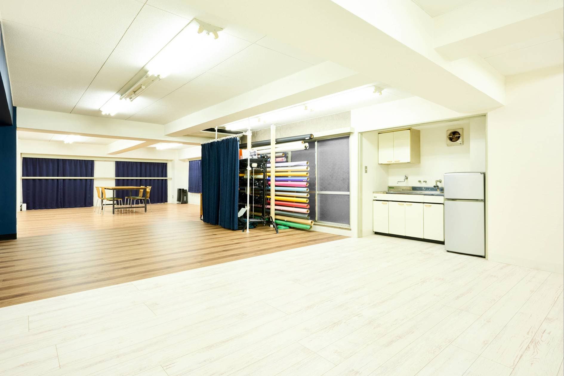 駅チカ！無料Wi-Fi付き！自然光の入る撮影スタジオ！の写真9