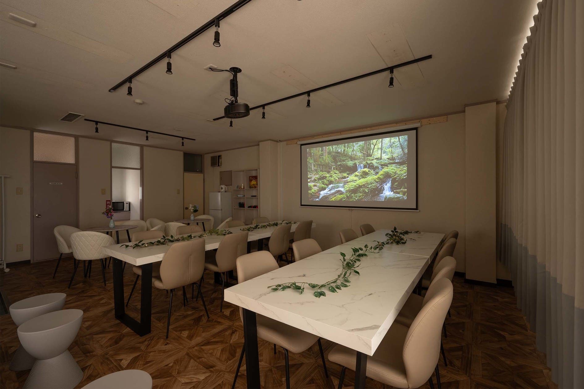 【大宮駅5分】2024年度ベストホスト賞受賞/最大35名/2025年OPEN🉐/24H/スクリーン100㌅/パーティ🌟懇親会💖の写真17