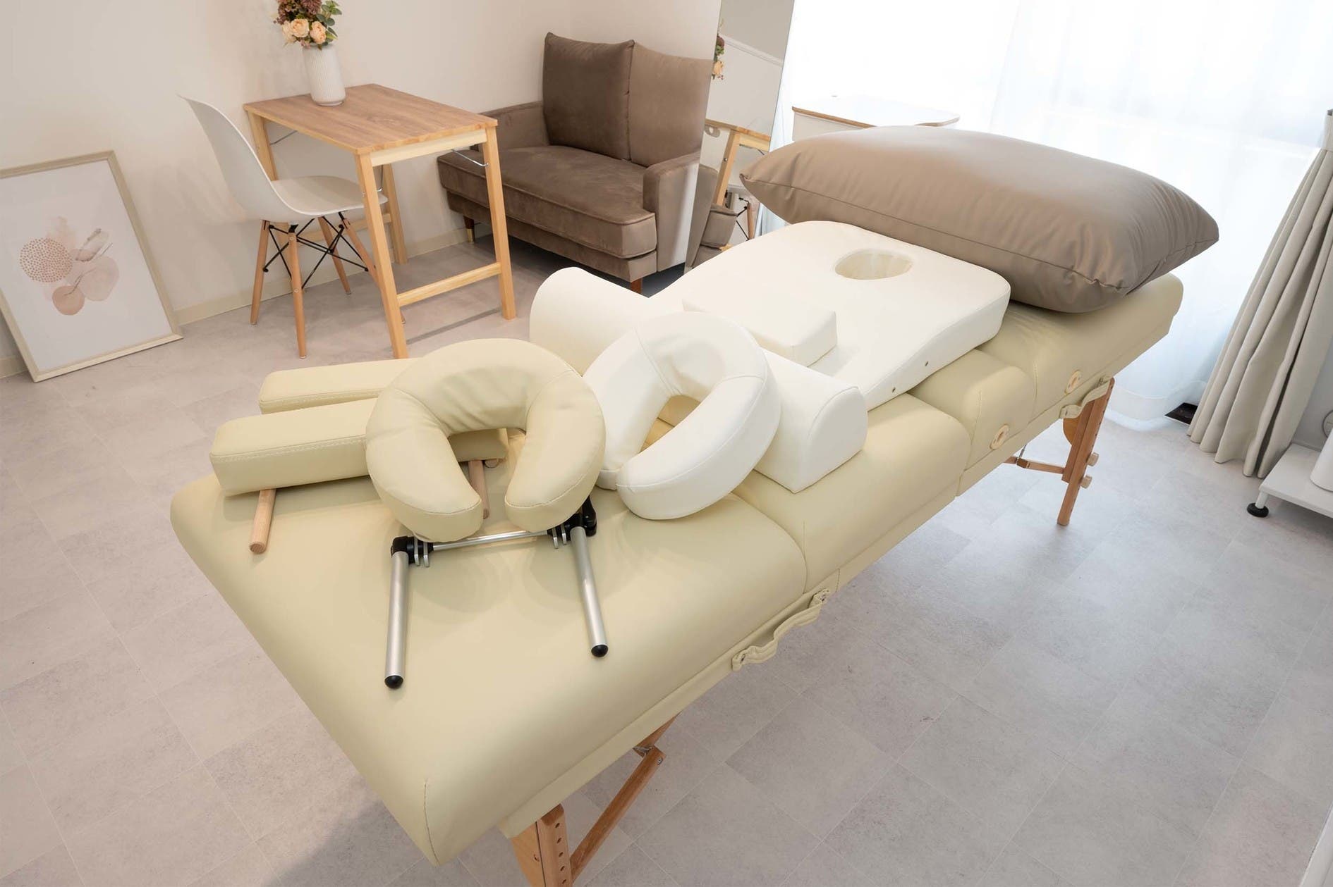 【04💐JR船橋駅北口４分すぐ/完全個室型プライベートサロン| ✨グッと高級感を演出✨】リラク・整体・ネイル💅/２3m²の写真15