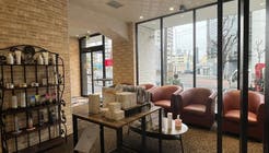 【EARTH 荻窪店】カットオープン席★大型サロンに併設されたレンタルサロン✂︎フリーランス/個人練習/美容業に最適♪の写真4