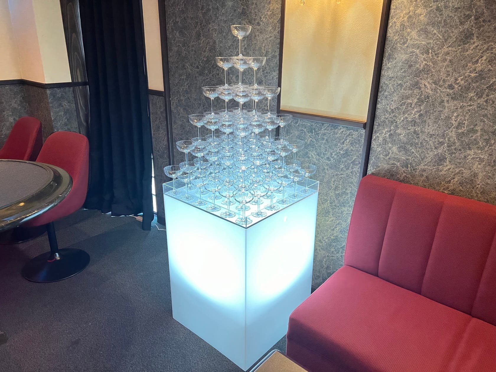 シャンパンタワー６段の画像1