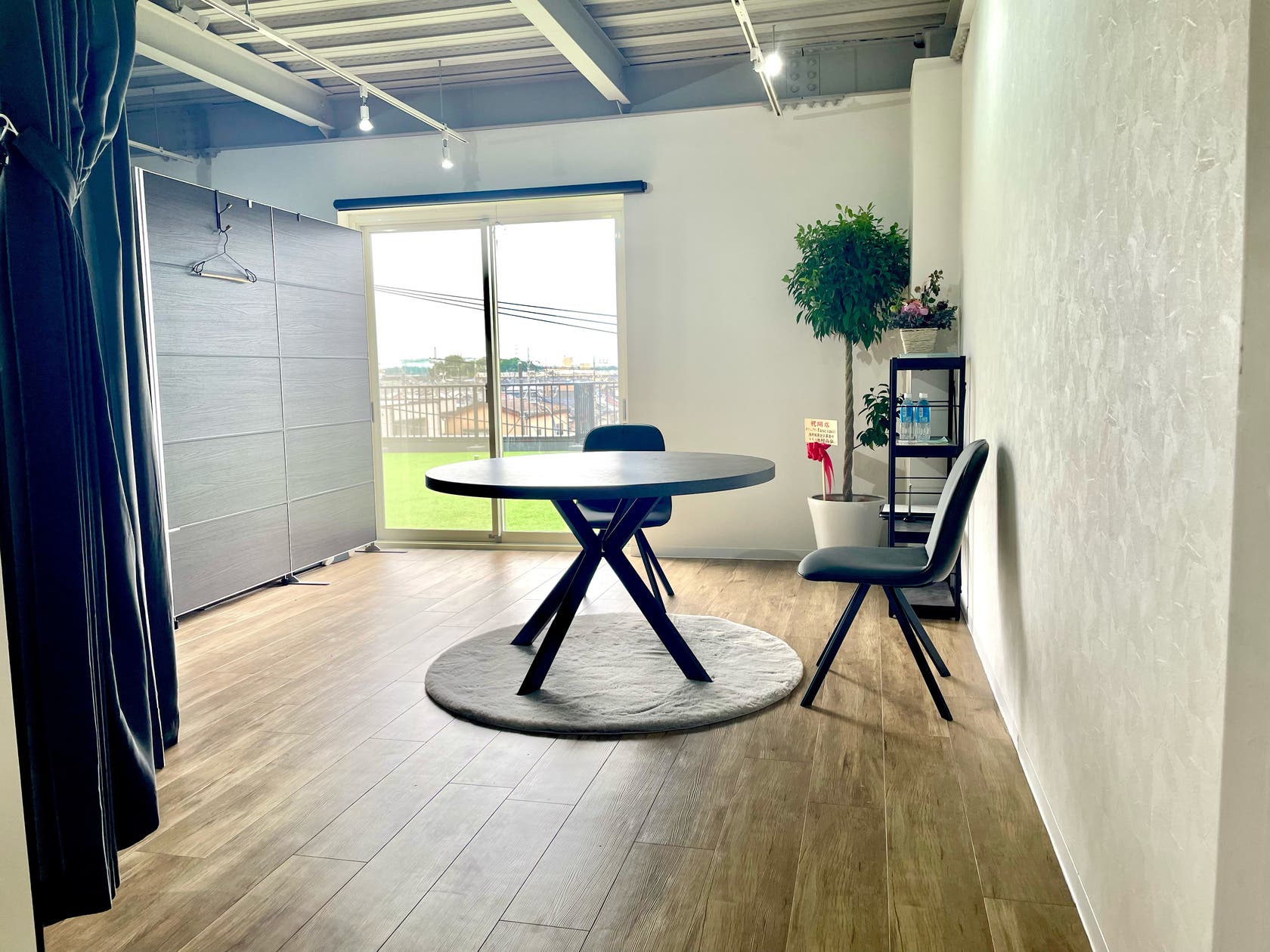 【新座駅徒歩30秒】屋上の芝生ロケーション&屋内スペースの写真7