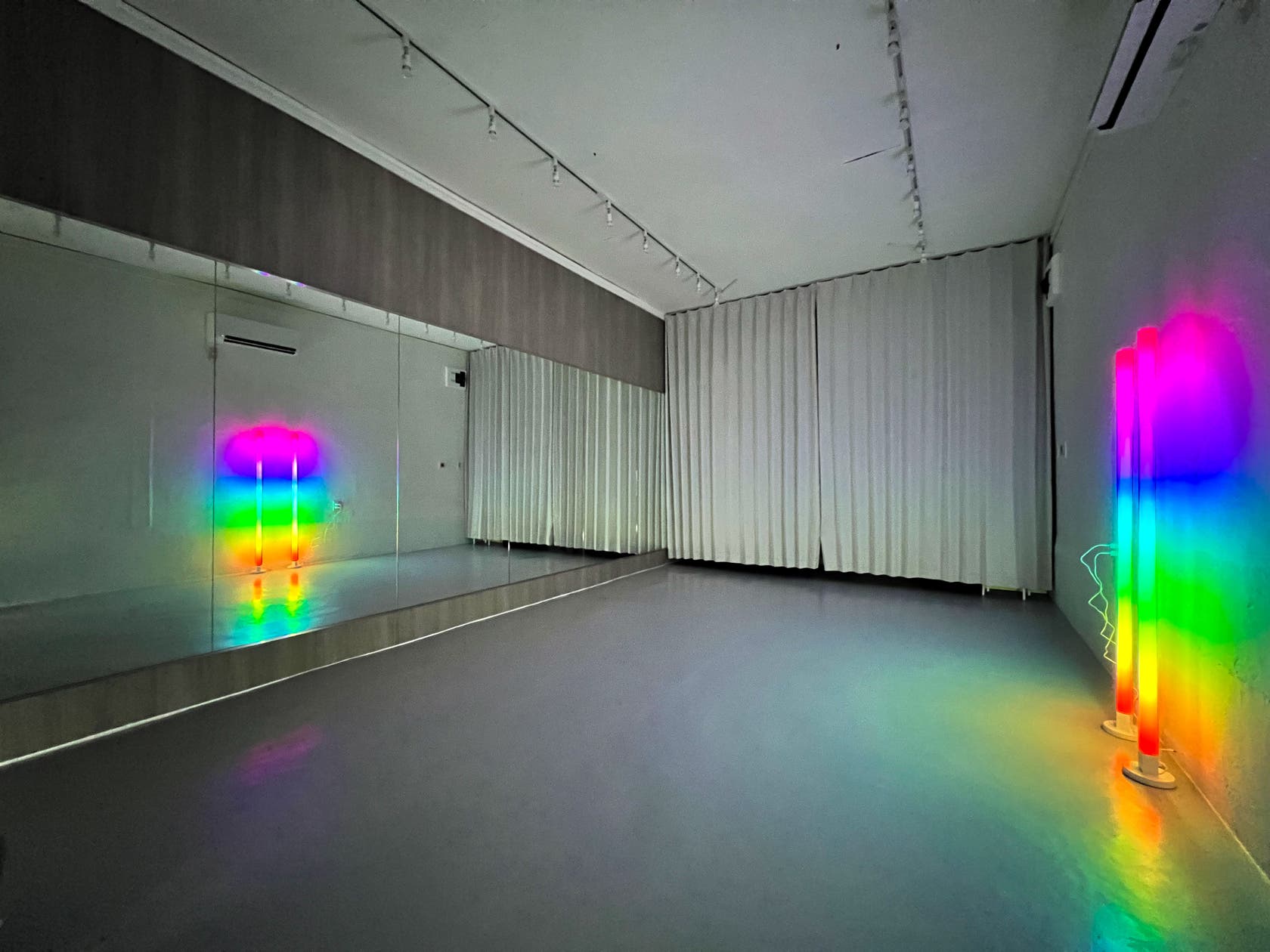 【東武宇都宮駅徒歩3分！】◆5ｍ大型鏡があるスタジオ◆ダンス・ヨガ・ピラティスにオススメ！グループでも個人でもどうぞ！の写真11