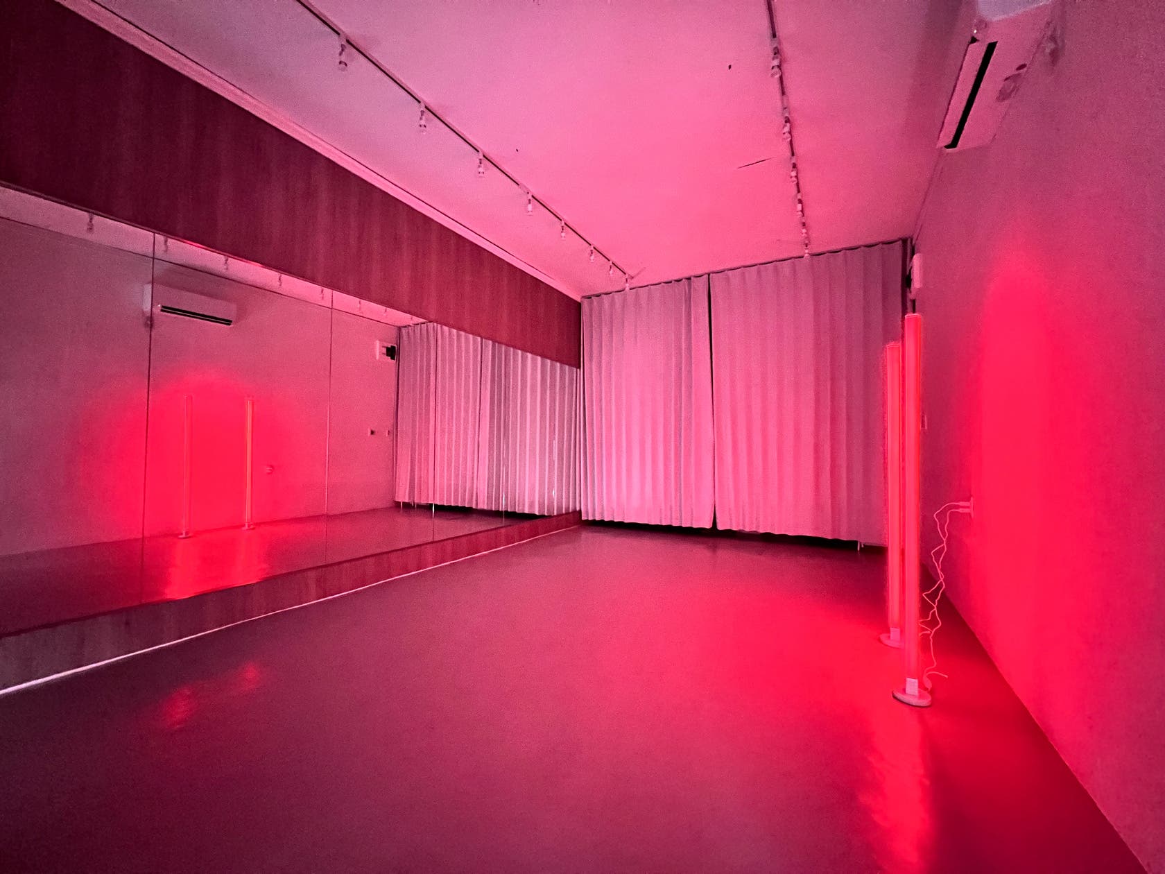 【東武宇都宮駅徒歩3分！】◆5ｍ大型鏡があるスタジオ◆ダンス・ヨガ・ピラティスにオススメ！グループでも個人でもどうぞ！の写真13