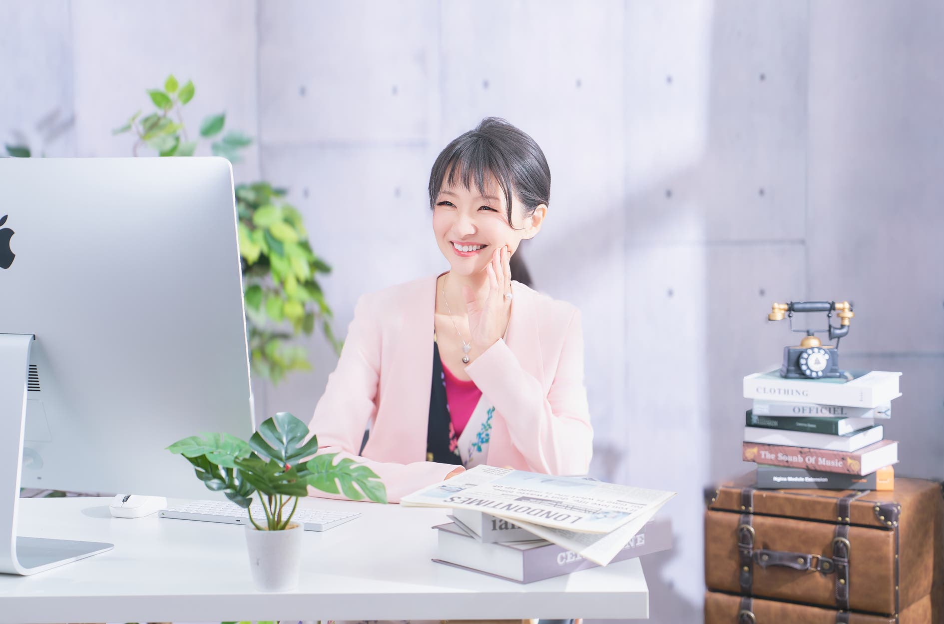 スタジオのカメラマン撮影依頼の画像1