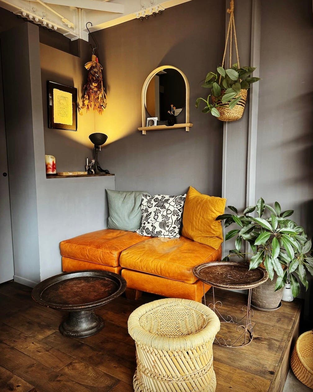 静かな住宅街にポツンとある小さな路面カフェの写真6