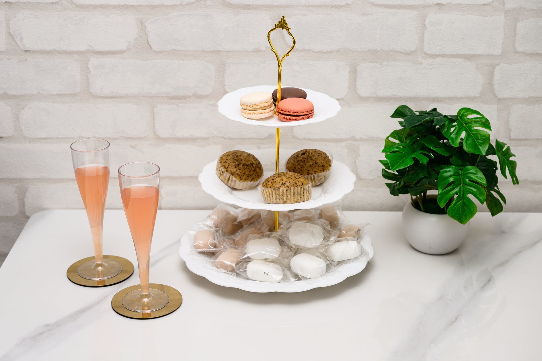 ✨女子会/デート/ママ会/オフ会などで大人気🤍お子様グッズあり👶大画面TVでSwitch＆映画鑑賞🎬タコパ/鍋パにも✨の写真23