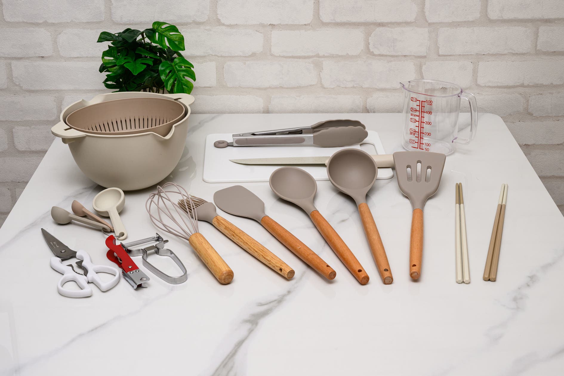 ✨女子会/デート/ママ会/オフ会などで大人気🤍お子様グッズあり👶大画面TVでSwitch＆映画鑑賞🎬タコパ/鍋パにも✨の写真20