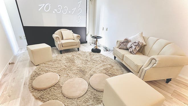 🎊オープン記念🈹🎊栄オアシス21徒歩5分❣️コスプレ撮影できるパーティースペース🤍🌙背景30種類以上🏰🤍ゴミ無料✨の写真3