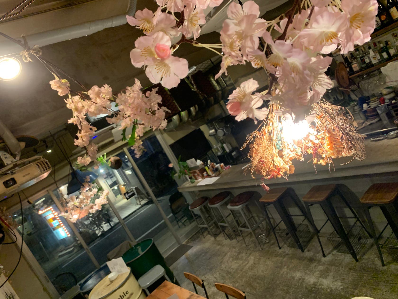 目黒川の桜まで徒歩30秒！テレビドラマ【テラスハウス】のロケ地 stove 中目黒駅から徒歩3分 貸切  レンタルスペースの写真6