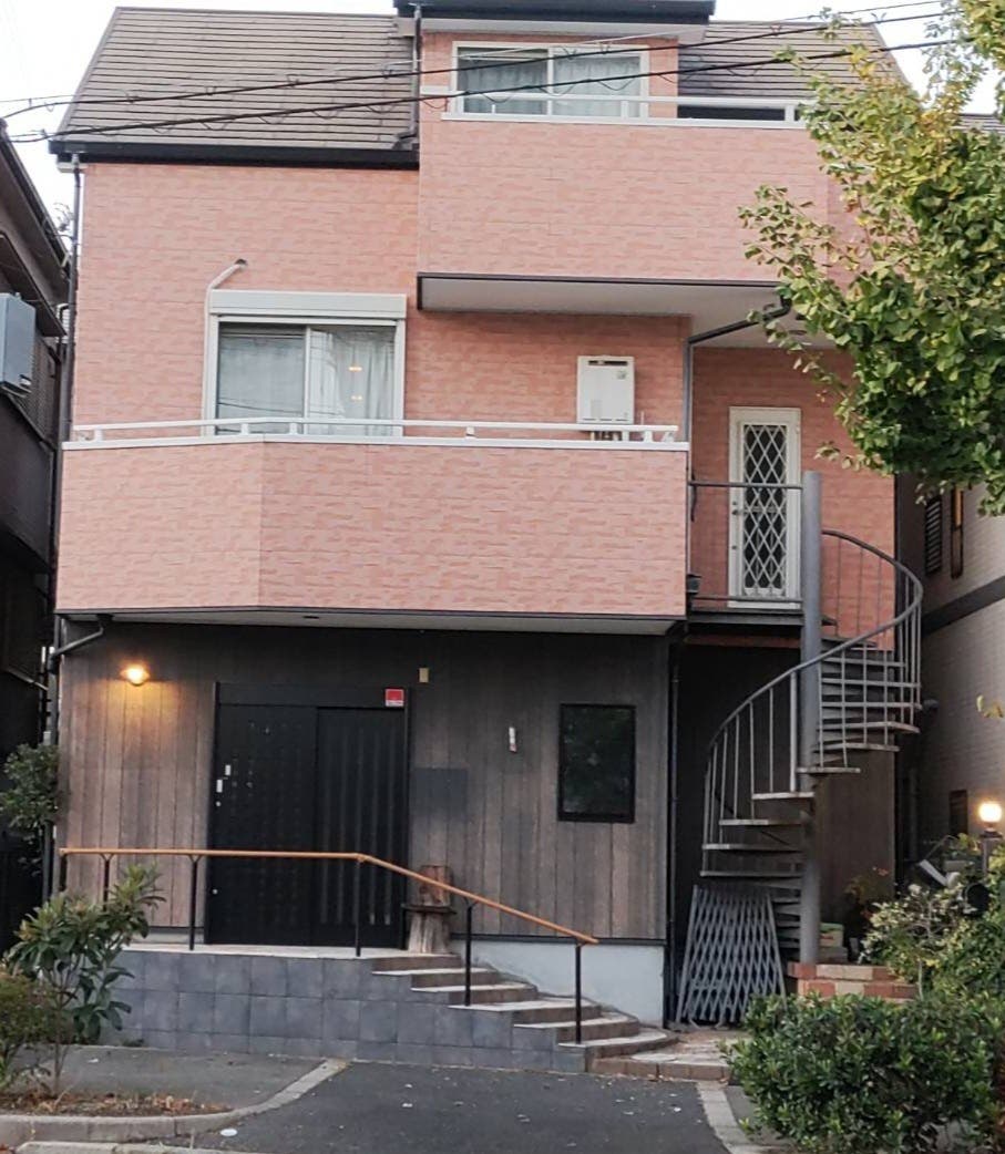 ✨清潔感がある完全個室とレトロな雰囲気が漂う、プライベートサロンです✨の写真6