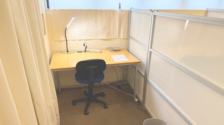 駅チカ!プレ運用中でお得なコワーキングスペースです。トライアングルギャラリー Work Hub VIP-01の写真1